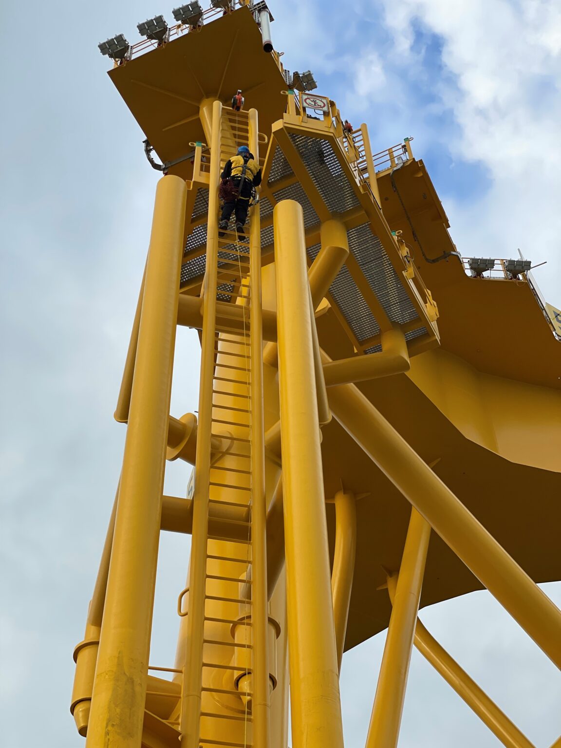 Offshore Wind Farm Weld Remediation - AISUS